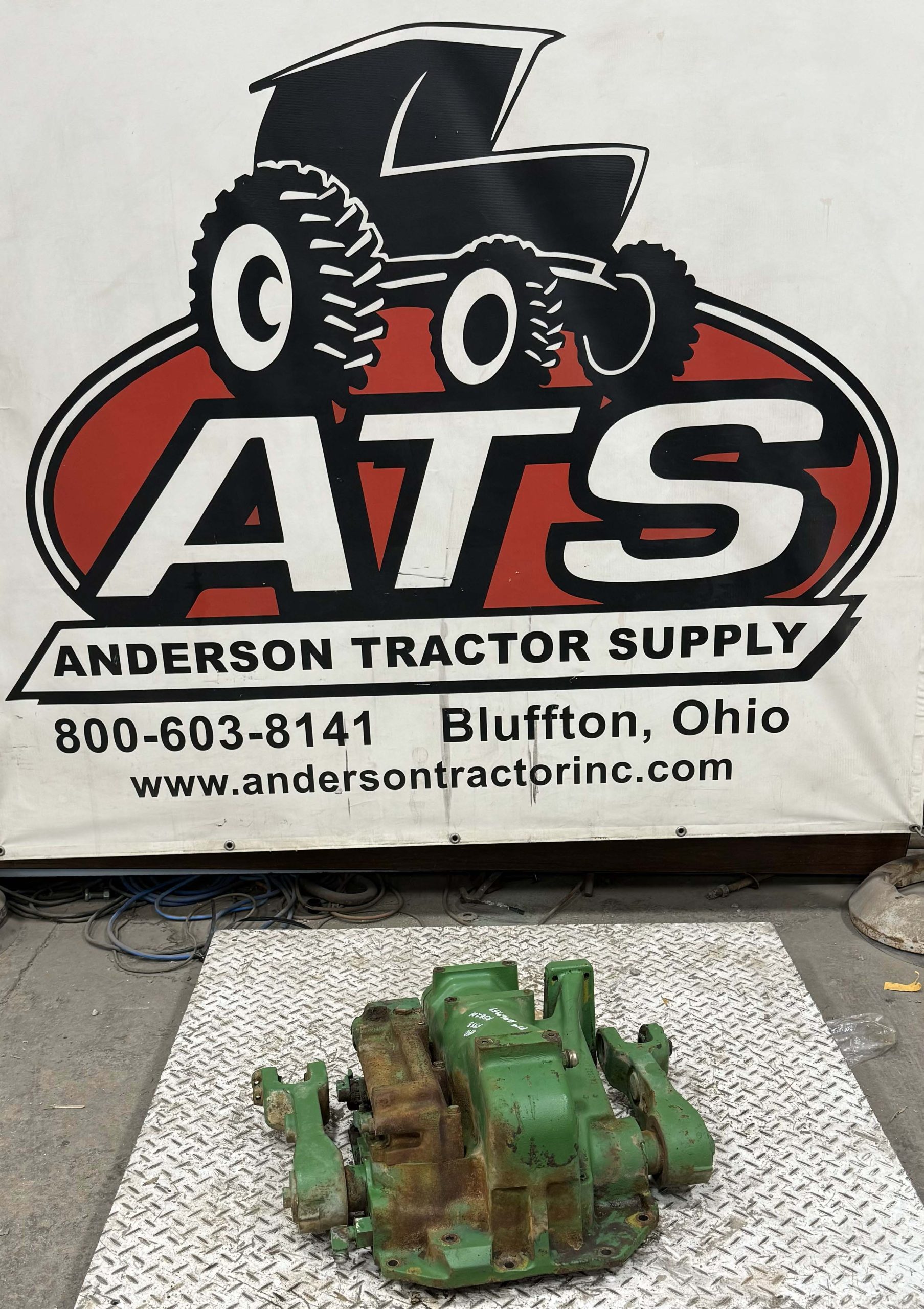 GOOD USED TOP COVER ASSY. - AR69959 - Anderson Tractor Inc.