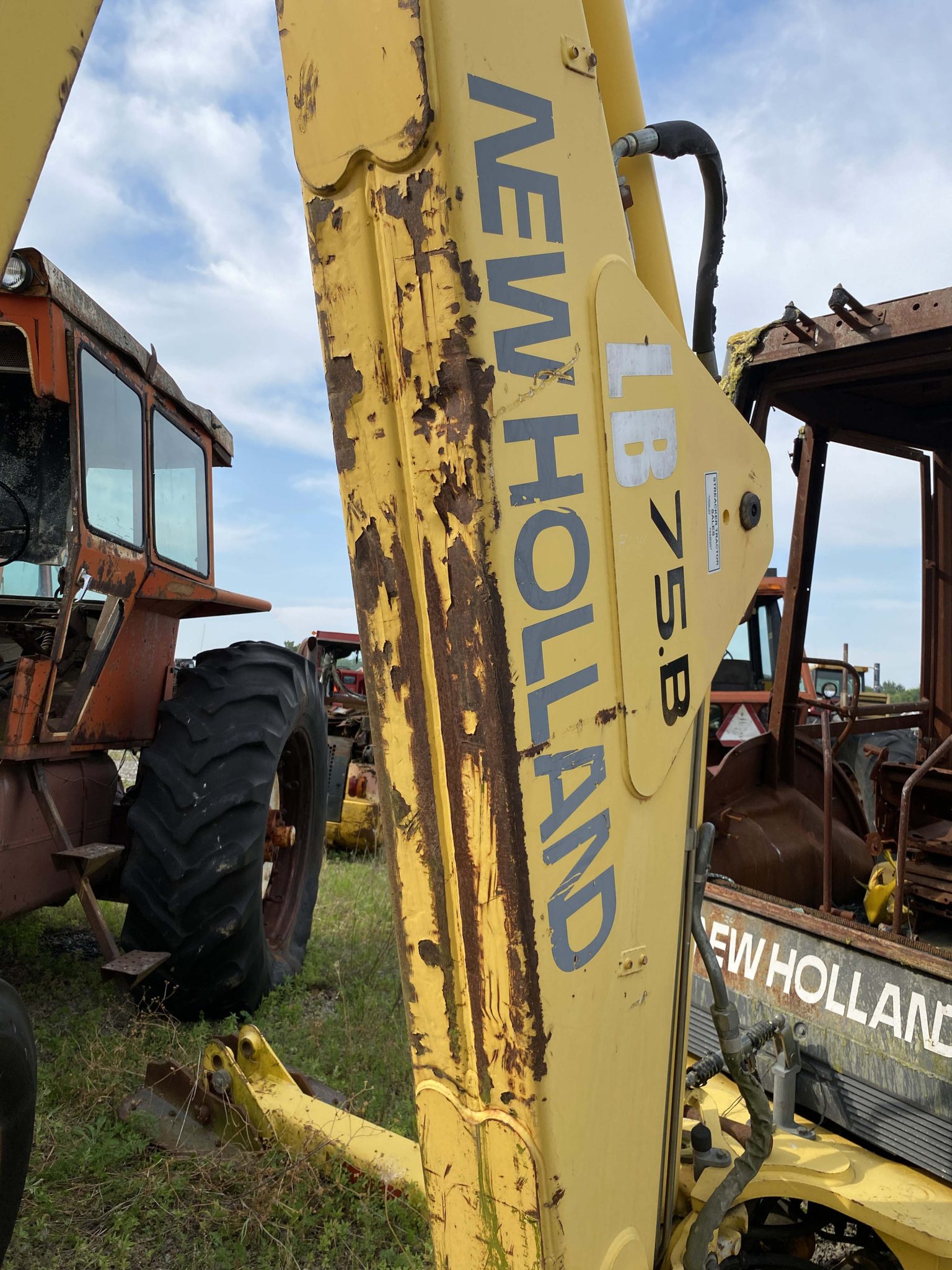 FORD/NHOLLAND BACKHOE BOOM ASSY - Anderson Tractor Inc.