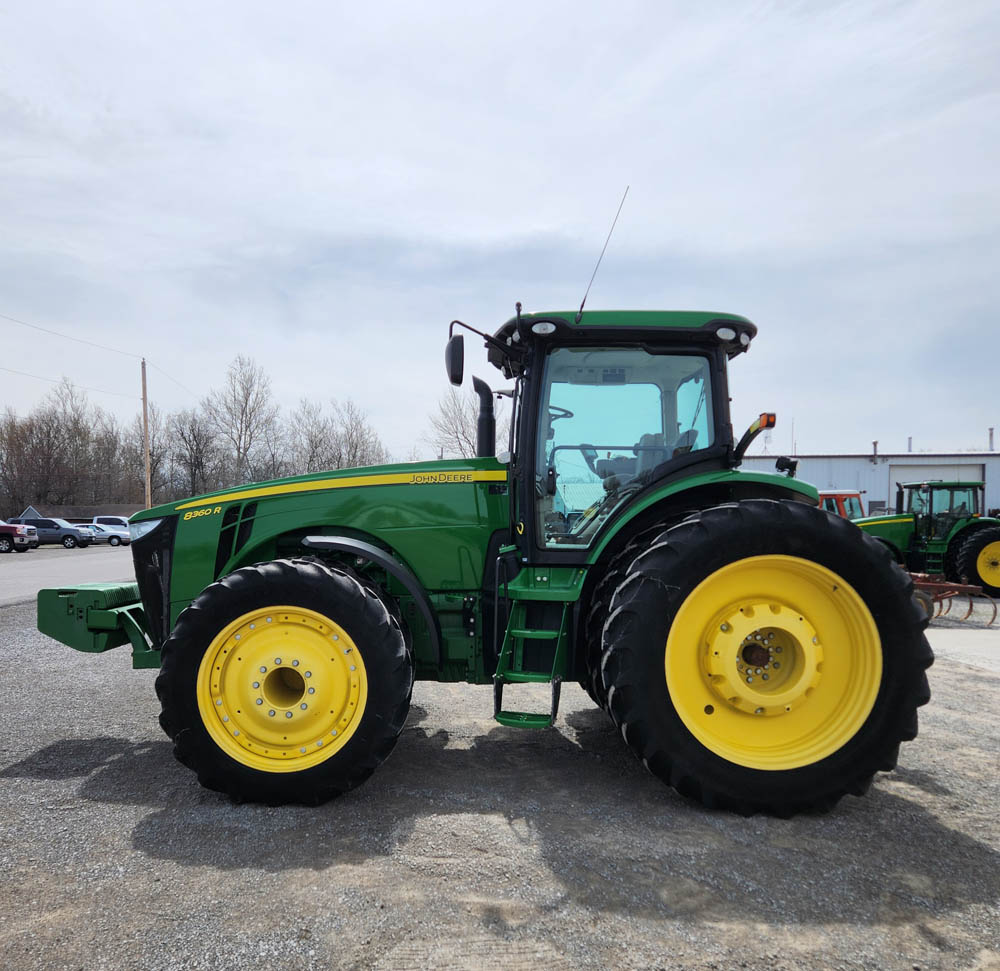 2013 JOHN DEERE 8360R MFWD TRACTOR W/ 2698 HRS. - Anderson Tractor Inc.