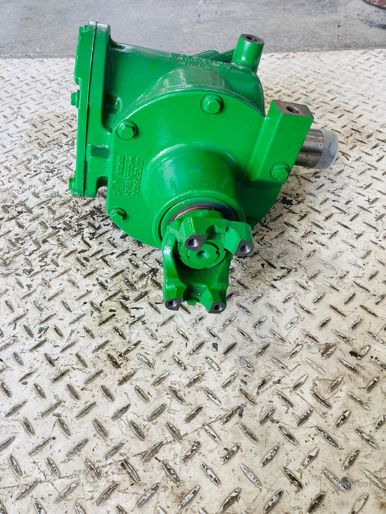 NEW OEM PRIMARY COUNTERSHAFT GEARBOX ASSY. - AH141049 - Anderson ...